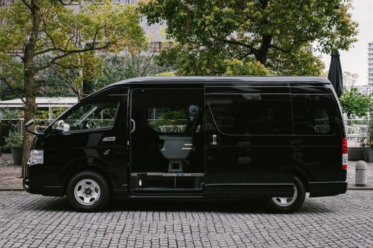 Mercedes Sprinter - Luxury Travel Van in Japan | Japan Royal Service