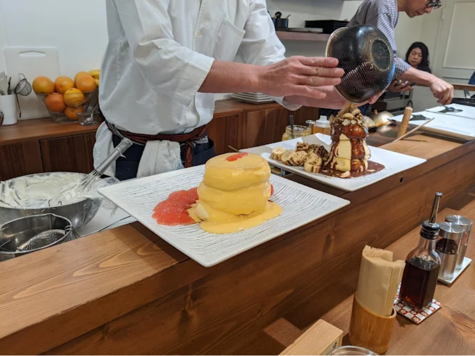 Benitsuru Pancake in Asakusa: Tokyo’s Epic Food Treasure